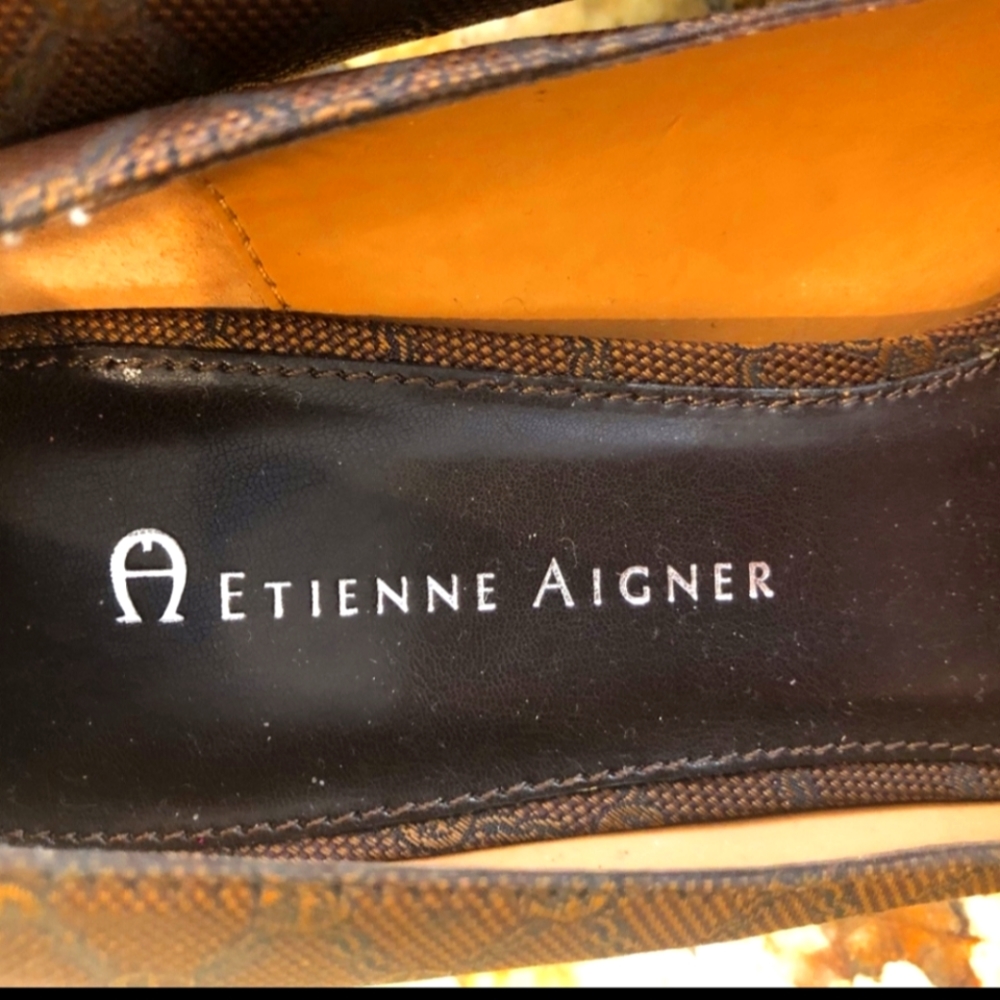 Etienne Aigner Signature Print "Cheryl" Shoe Us 8 - Gem